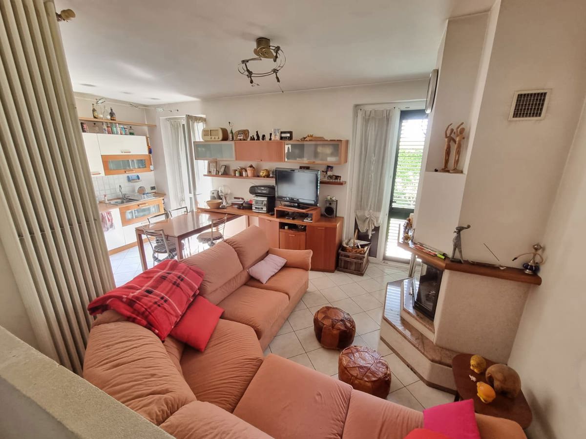 casa indipendente in vendita a lecco