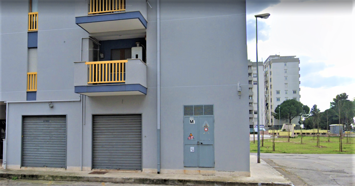 laboratorio in vendita a taranto